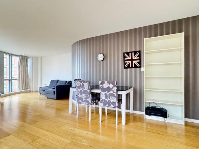 Fairmont Avenue, London E14, 2 bed flat to rent, £3,200 pcm | PrimeLocation