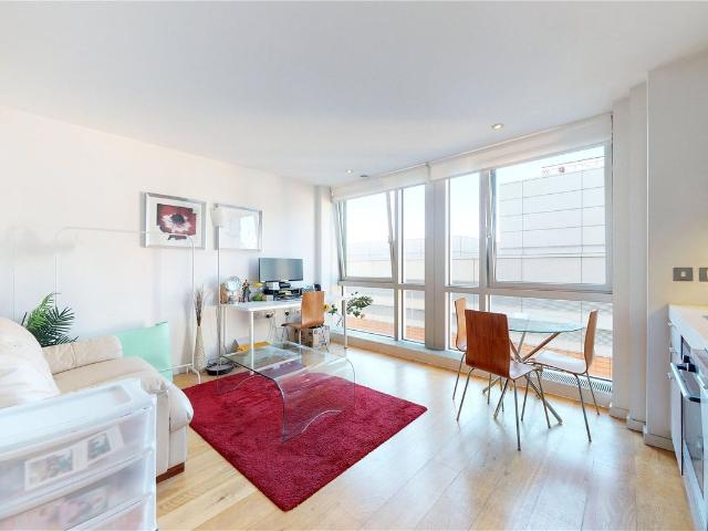 Fairmont Avenue, London E14, Studio to rent, £1,850 pcm | PrimeLocation