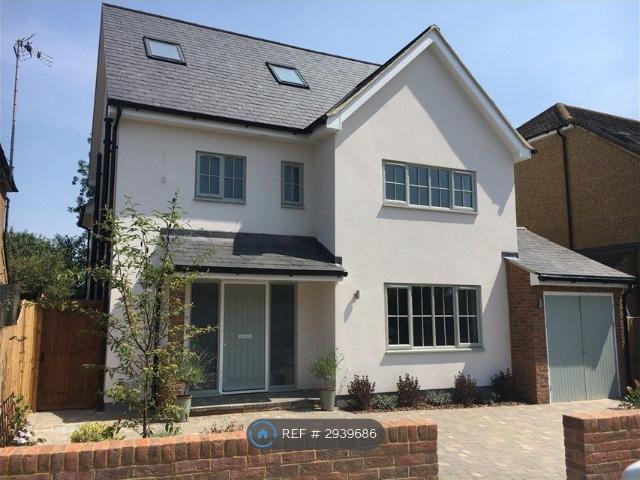 Fairmead Ave, Harpenden AL5, 5 bed detached house to rent, £6,100 pcm | PrimeLocation