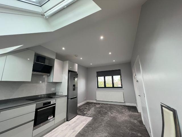 Fairmead Crescent, Edgware HA8, 1 bed flat to rent, £1,650 pcm | PrimeLocation