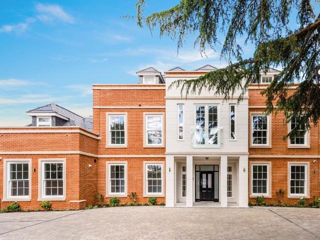Fairmile Lane, Cobham KT11, 1 bed flat to rent, £1,600 pcm | PrimeLocation
