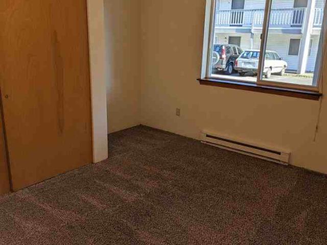 Fairwood Court Apartments 2 Bedroom Apartment for Rent at 3430 Northwest Ave, Bellingham, WA 98225 Birchwoods