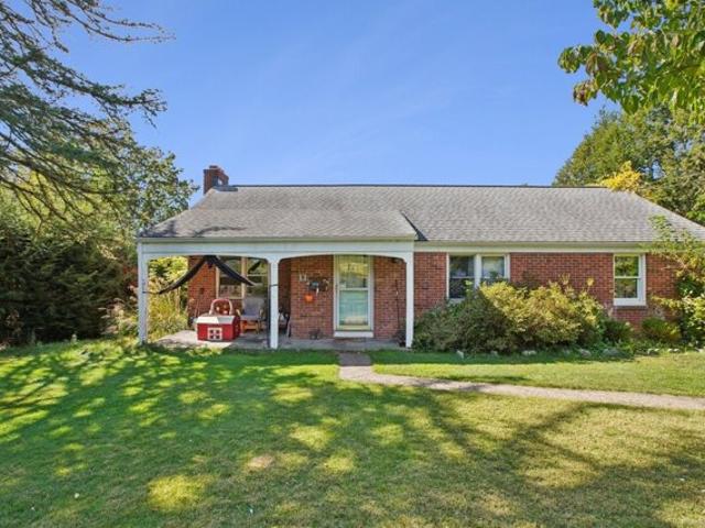 Fairwood Farms Dr, West Hartford, Home For Sale