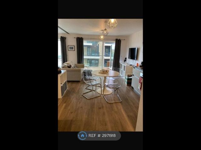 Fairwater House, London SW6, 1 bed flat to rent, £2,500 pcm | PrimeLocation