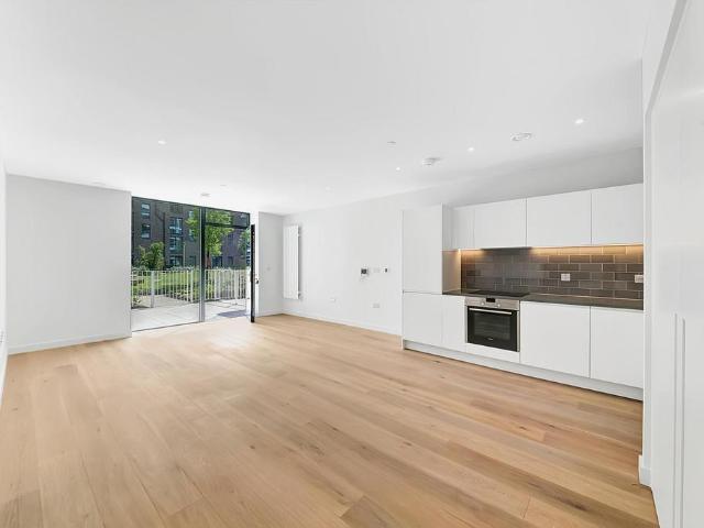 Fairwater House, Royal Wharf, London. 1 bed apartment to rent £2,097 pcm £484 pw