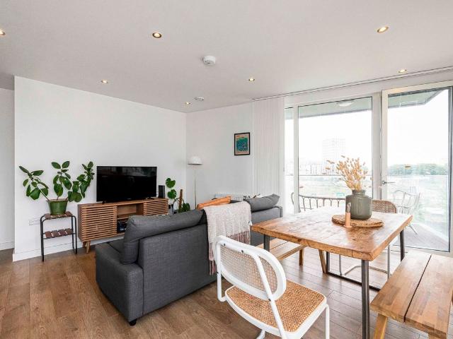 Fairway Court, Bow E3, 1 bed flat to rent, £1,900 pcm | PrimeLocation