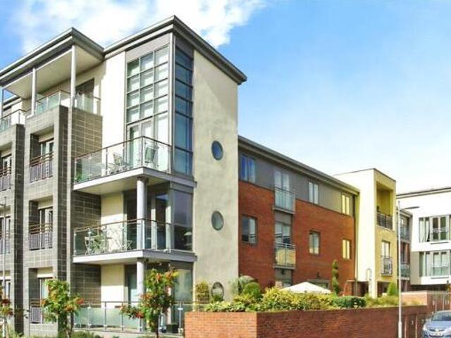 Fairway Court, Fletcher Road, 1 Bedroom Apartment