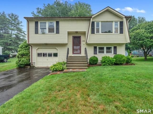 Fairway Dr, Meriden, Home For Sale