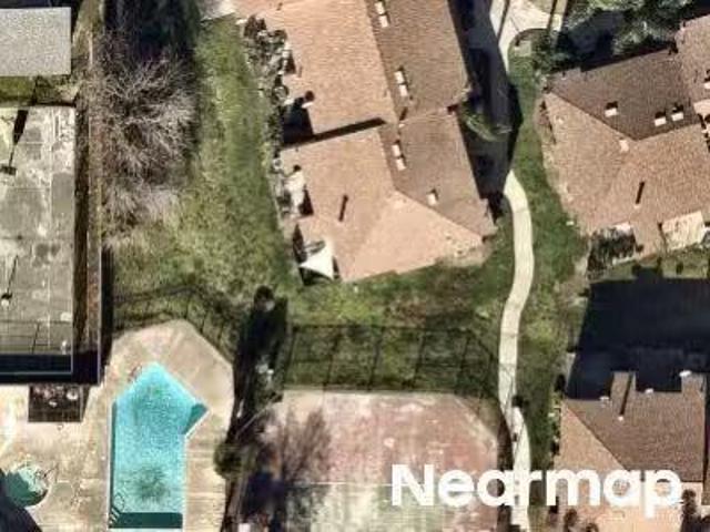 Fairway Dr Apt 14