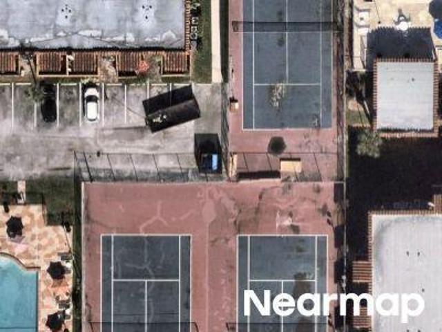Fairway Dr Apt M4