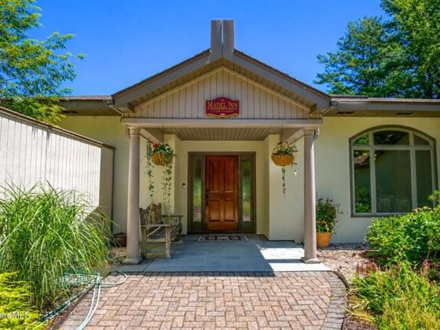 Fairway Dr, Lenox, Home For Sale