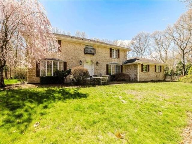 Fairway Dr, Seekonk, Home For Sale