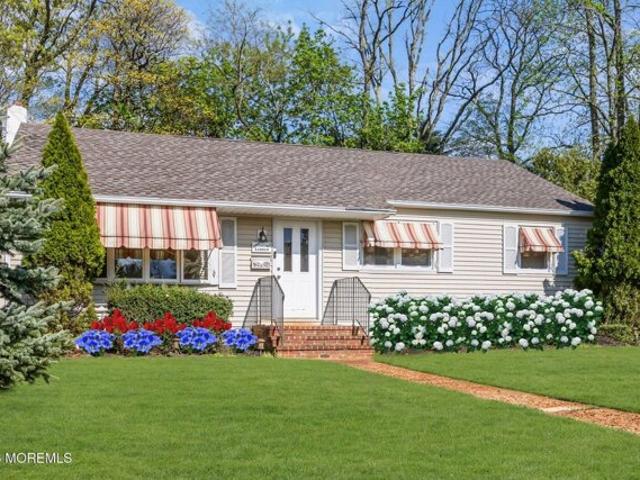 Fairway Dr, Spring Lake, Home For Sale