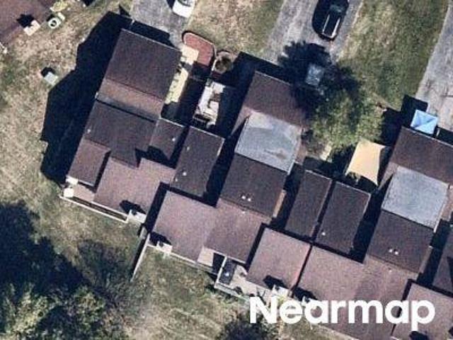Fairway Dr
