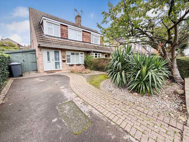 Fairway, Keyworth, Nottingham NG12, 3 bed semi detached house to rent, £1,250 pcm | PrimeLocation