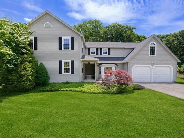 Fairway Ln, Medway, Home For Sale