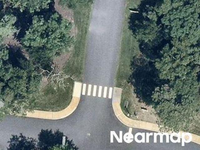 Fairway Ln 1438