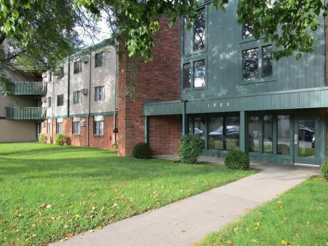 Fairway Woods Apartments 2 Bedroom Apartment for Rent at 1555 Homer Rd, Winona, MN 55987