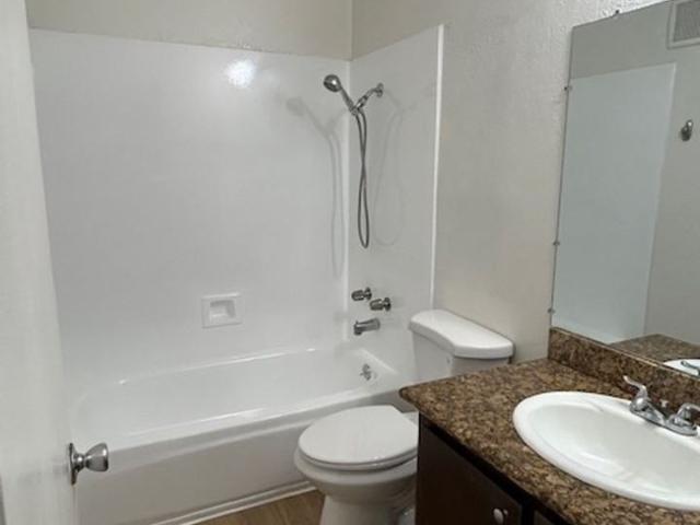 Fairway 2 Bedroom Apartment for Rent at 2233 Fairway Dr, San Leandro, CA 94577 Mulford Gardens