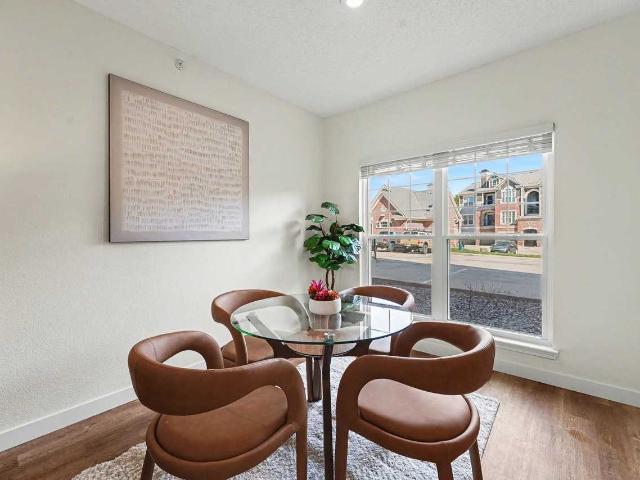 Fairways at Raccoon Creek 1 Bedroom Apartment for Rent at 6805 W Bowles Ave, Littleton, CO 80123