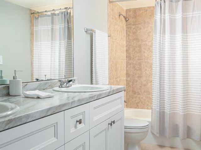 Fairways of Inverrary Studio Apartment for Rent at 4200 Inverrary Blvd, Lauderhill, FL 33319