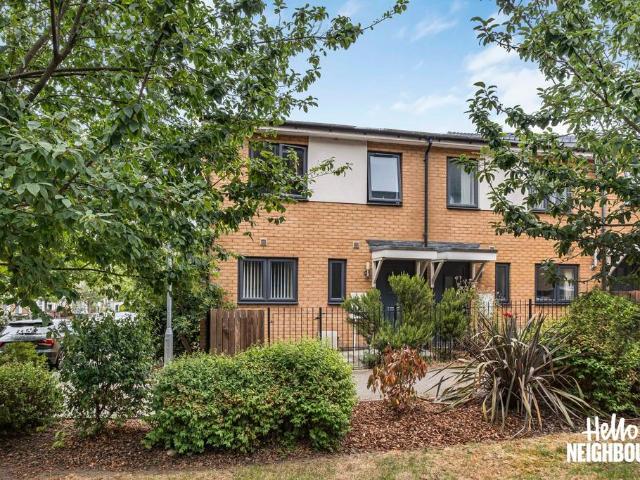 Fairthorn Road, London, SE7 3 bed end of terrace house to rent £2,650 pcm £612 pw