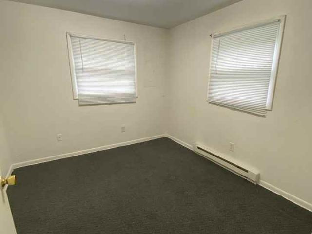 Fairview 2 Bedroom Apartment for Rent at 213 South Fairview Avenue #.5, Lansing, MI 48912 Fairview Area