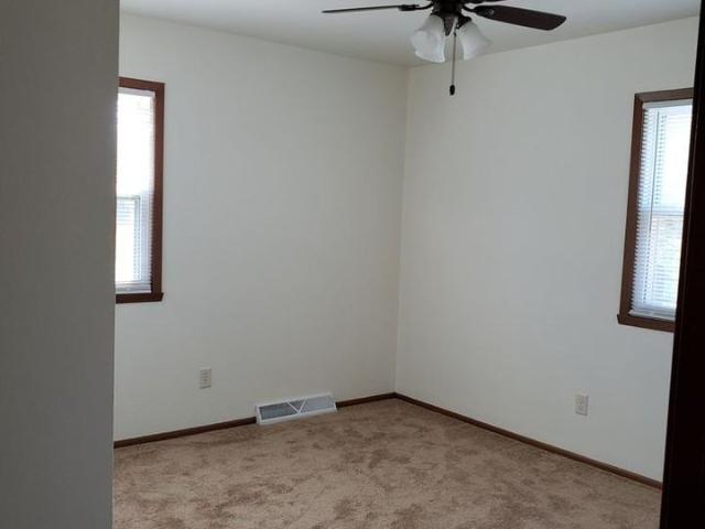 Fairview 2 Bedroom Apartment for Rent at 342 Martin Ave, Fond Du Lac, WI 54935