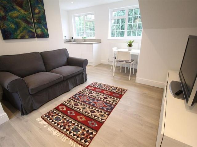 Fairview Way, Edgware HA8, 1 bed flat to rent, £1,400 pcm | PrimeLocation
