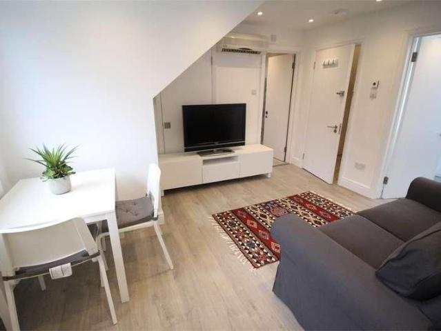 Fairview Way, Edgware, HA8