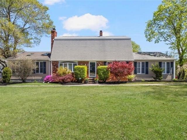 Fairview Ave, West Warwick, Home For Sale