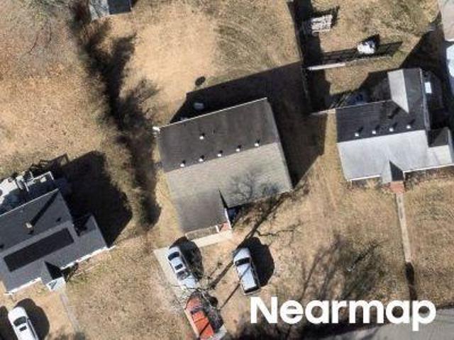 Fairview Ln