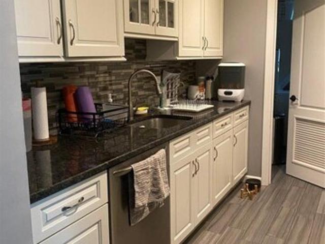 Fairview Pl Apt,bloomfield, Condo For Sale