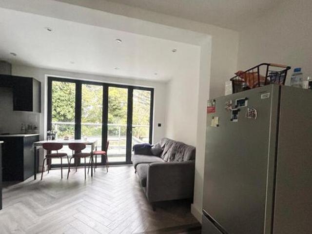 Fairview Road, London, 1 Bedroom Apartment
