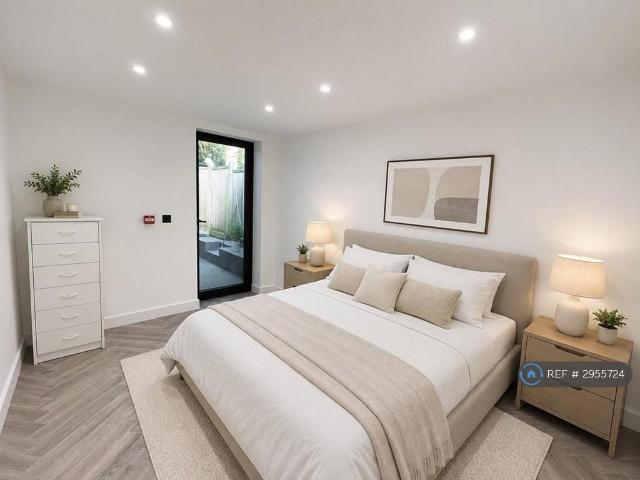 Fairview Road, London, SW16 2 bed flat to rent £1,900 pcm £438 pw