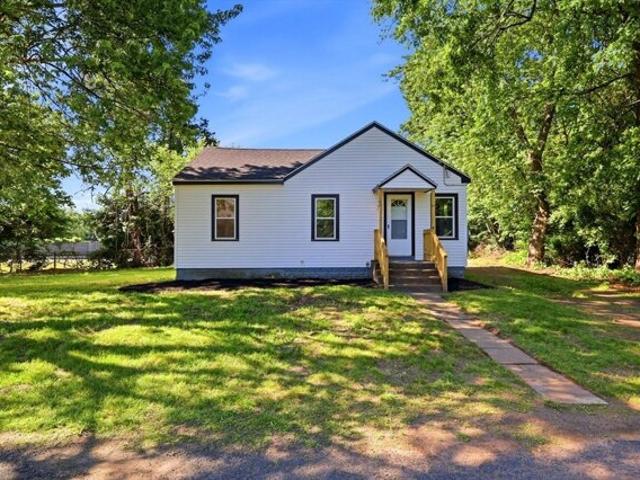 Fairview St, Ludlow, Home For Sale