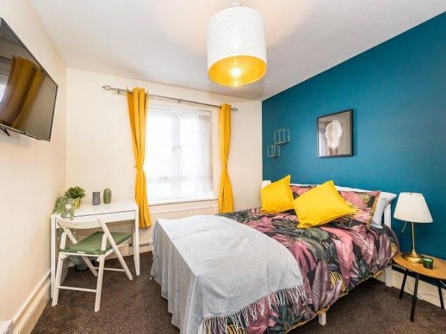 Fakruddin Street, London E1, 5 bed shared accommodation to rent, £900 pcm | PrimeLocation