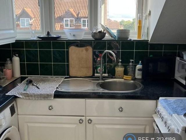 Falcon Close, Dartford, DA1 Studio to rent £1,000 pcm £231 pw