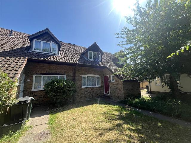 Falcon Close, Dartford, Kent DA1, 3 bed terraced house to rent, £1,850 pcm | PrimeLocation