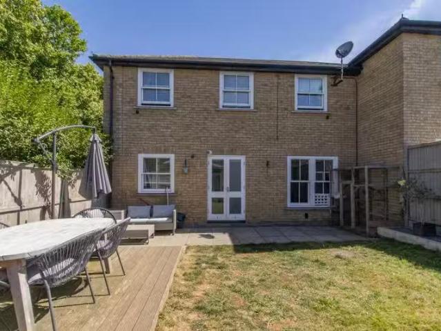 Falcon Close, Herne Bay, CT6 3 bed terraced house for sale £.