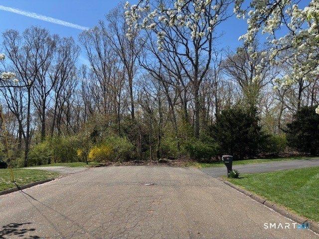 Falcon Crest Dr, North Haven, Plot For Sale