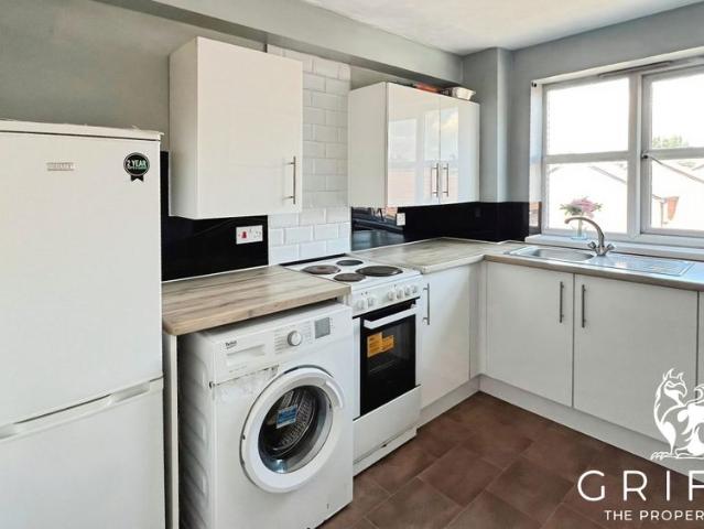 Falcon Avenue, Grays, RM17