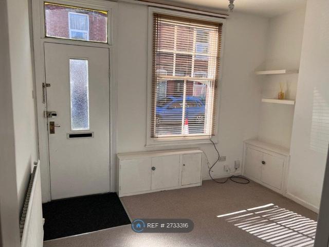 Falcon Grove, Nottingham NG7, 2 bed end terrace house to rent, £825 pcm | PrimeLocation