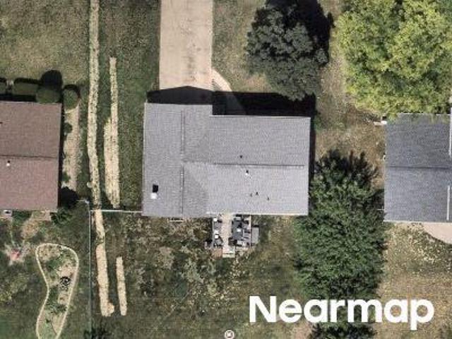 Falcon Dr NE