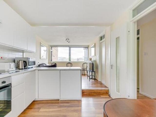 Falcon Point, Bankside, 1 Bedroom Flat