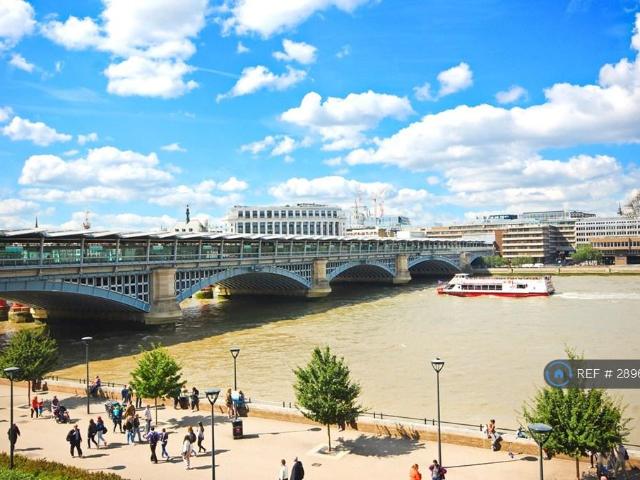 Falcon Point, London, SE1 2 bed flat to rent £2,950 pcm £681 pw