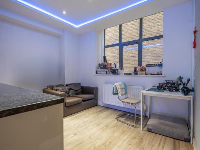Falconars Court, Newcastle Upon Tyne NE1 1 bed apartment to rent £1,018 pcm £235 pw