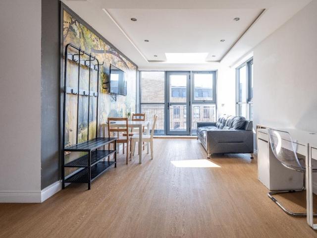Falconars Court, Newcastle Upon Tyne NE1 2 bed apartment to rent £1,924 pcm £444 pw