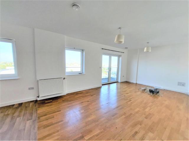 Falcondale Court Flat 97 Flat 97 Lakeside Drive, Park Royal London 2669002