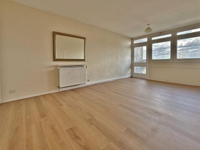Falkirk House, Maida Vale W9, 3 bed flat to rent, £3,250 pcm | PrimeLocation